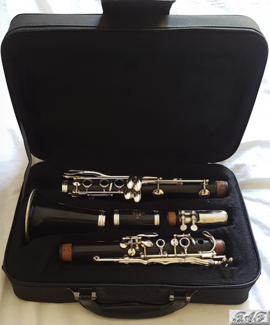 Buffet E11 B flat Clarinet - Item MI-100991 for sale on SellMyClarinet