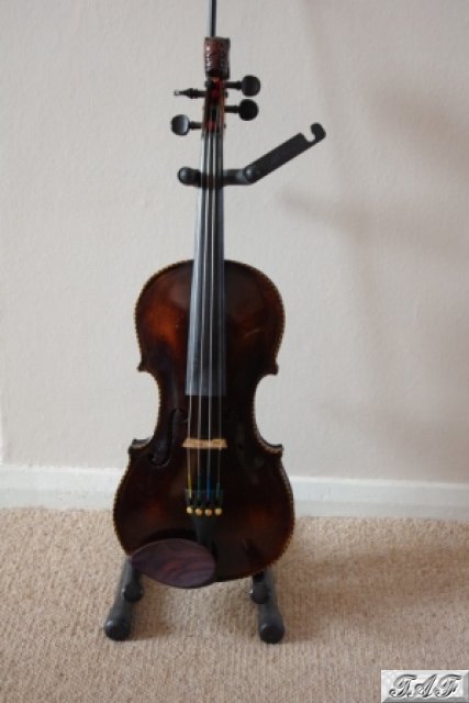 Lovely 19th century German violin with Lions head scroll - Item MI ...